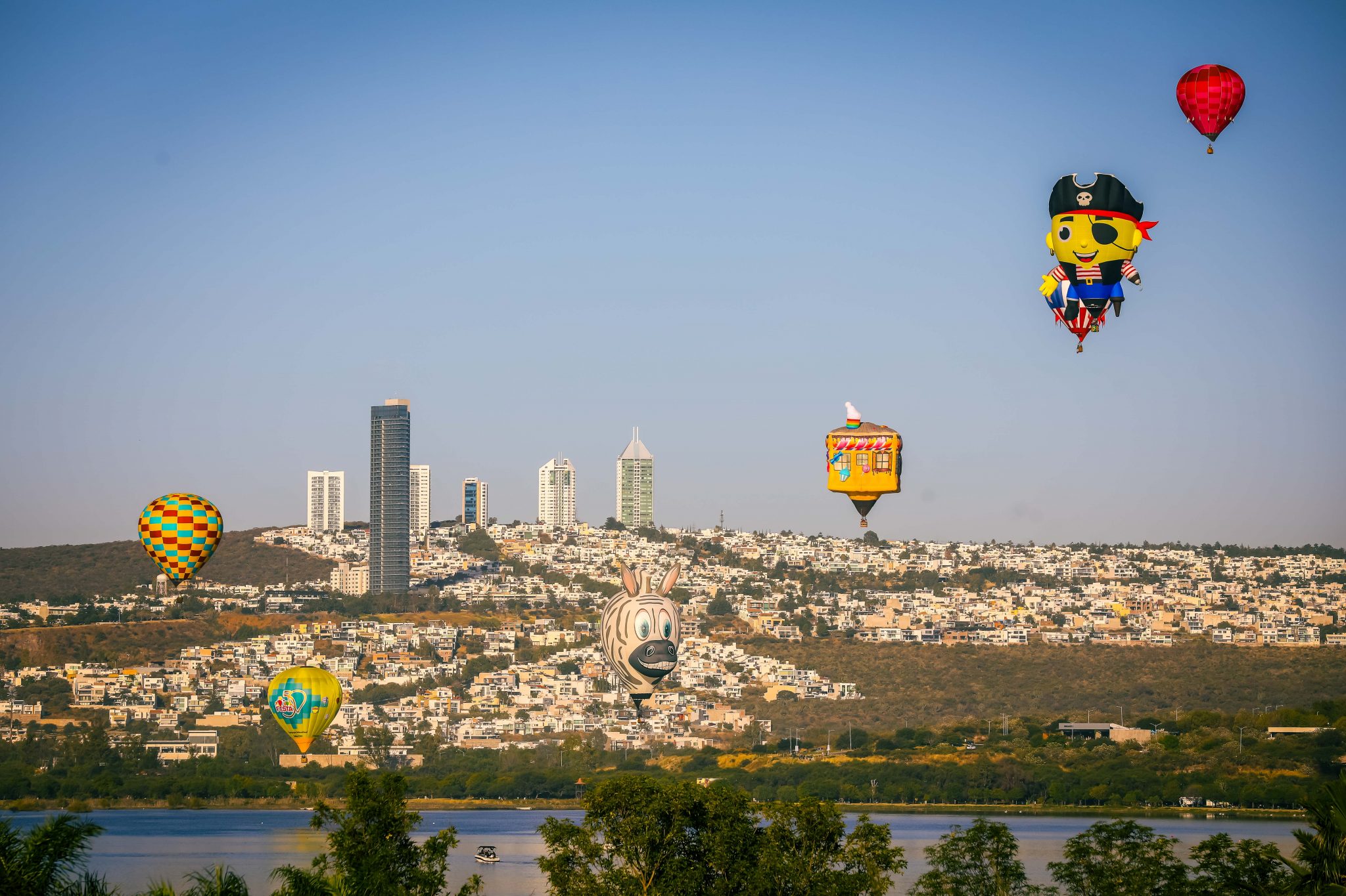 Disfrutan miles de familias del Viernes de la Gente en el Festival ...